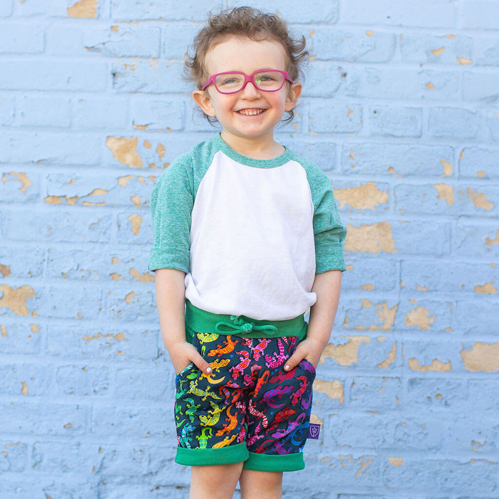 "Art Gecko" Lizards Drawstring Cuffed Shorts with Pockets - Princess ...
